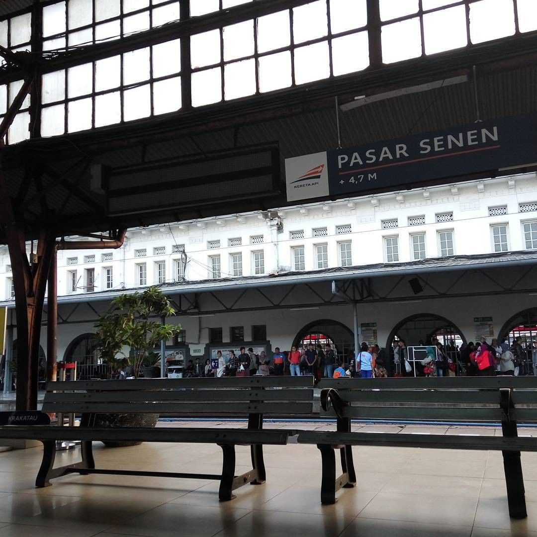 Jadwal Kereta Api Stasiun Pasar Senen Terbaru Tahun 2026